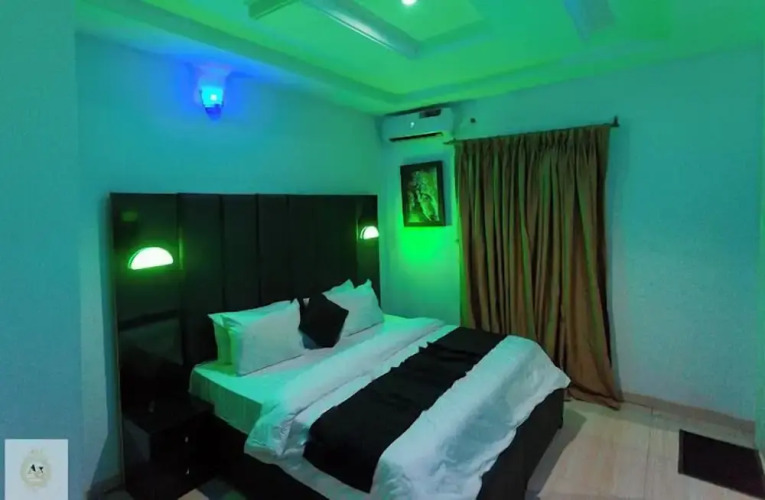 Az Kings Hotel And Apartment - Benin City