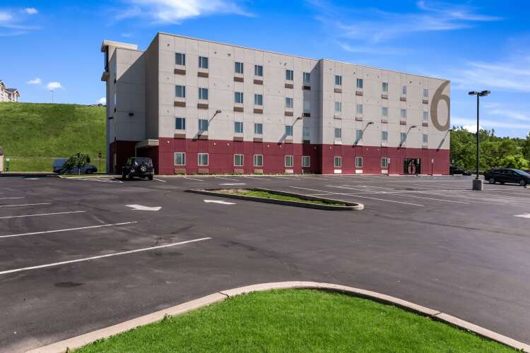 Motel 6 Wilkes Barre, Pa - Arena - Dallas, PA