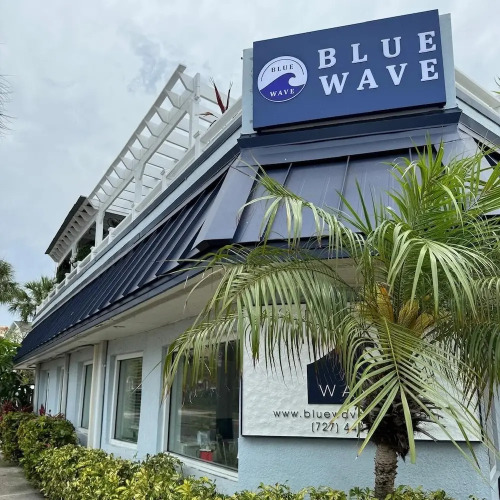 Blue Wave Suites - Dunedin, FL