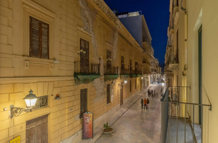 Fiveplace Design Suites Apartments - Trapani