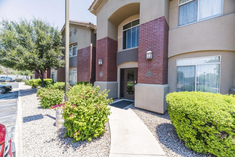 Metro Chandler Apartments - Chandler, AZ