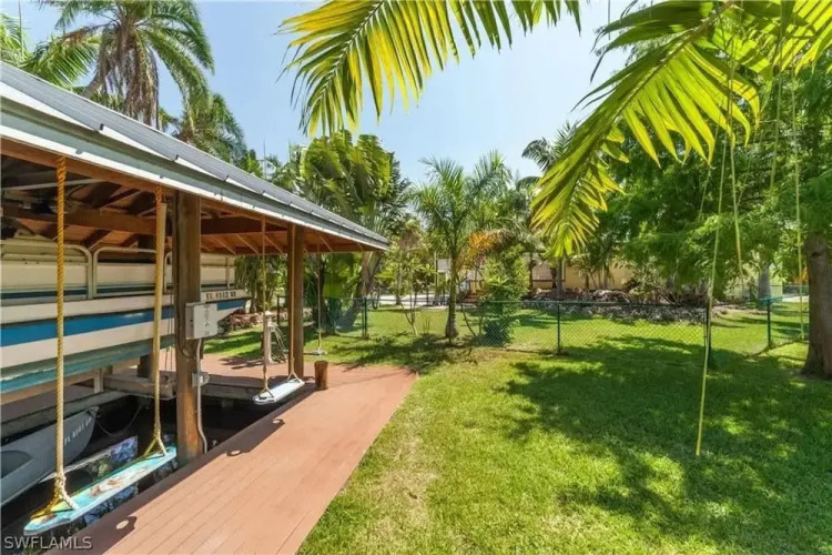 New Jungle Paradise Treehouse Suite With Resort Amenities Elevator Access Outdoor Kitchen Lagoon Lazy River Pool Rv Hook Up - Fort Myers Beach, FL