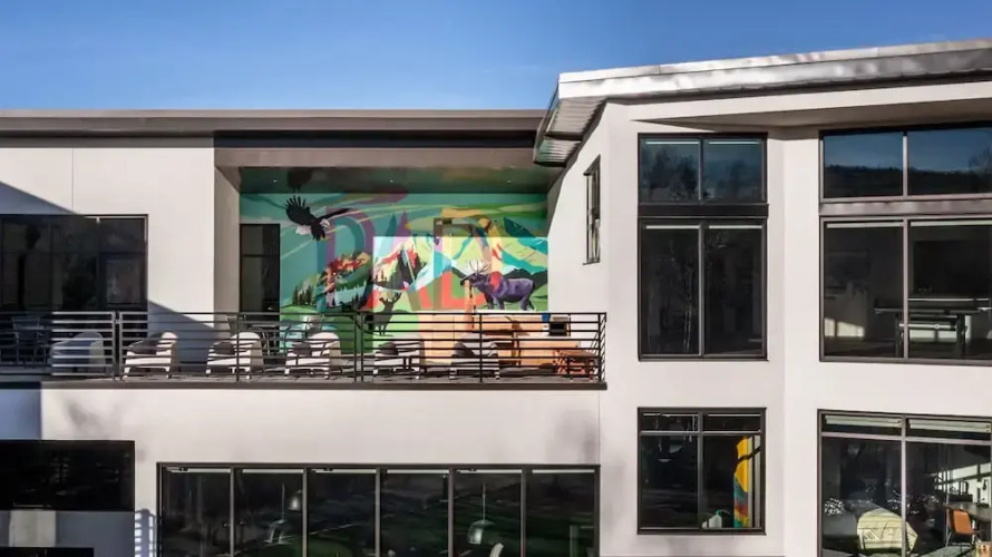 The Block Hotel & Commons - Frisco, CO