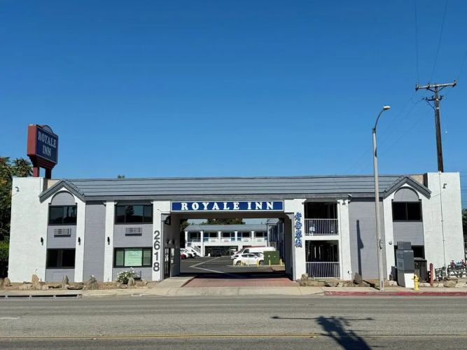 Royale Inn Motel - Monrovia, CA