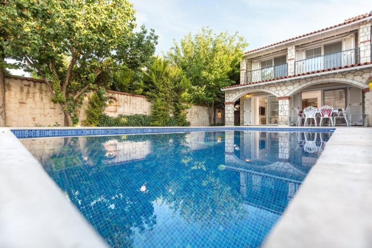 Alaroof Hotel - Alaçatı