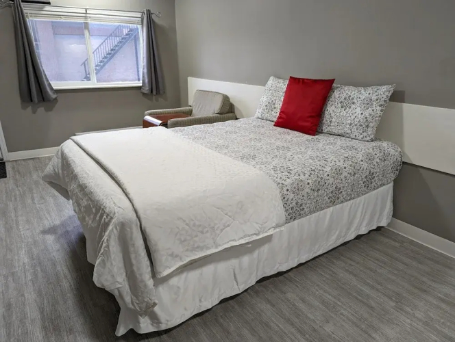 Riverside Motel & Suites - Medicine Hat