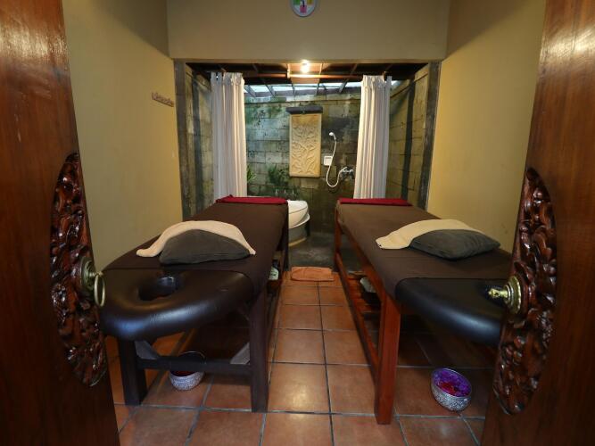 Biyukukung Suites & Spa - Ubud