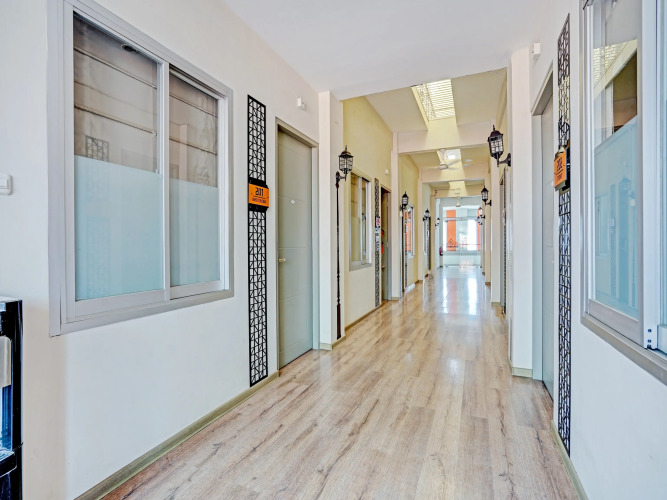 Capital O 3905 Graha 100 Guest House Syariah - 수라바야