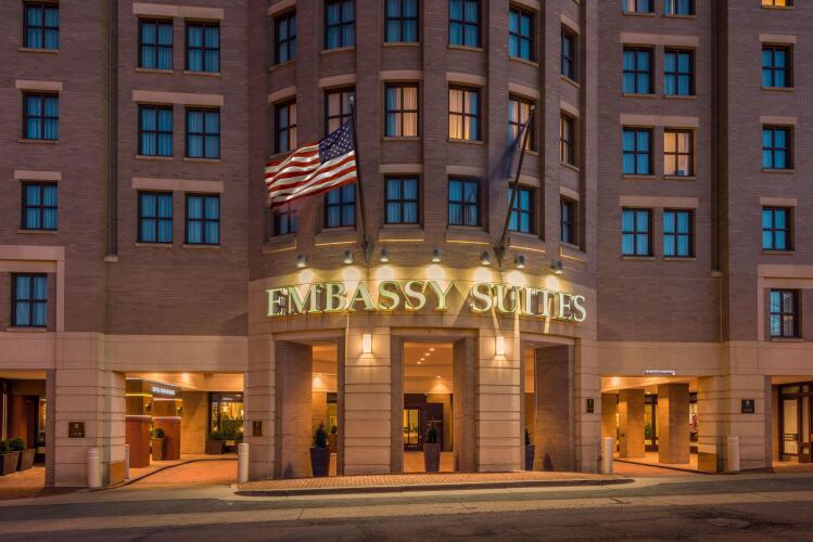 Embassy Suites By Hilton Alexandria Old Town - Oxon Hill, MD