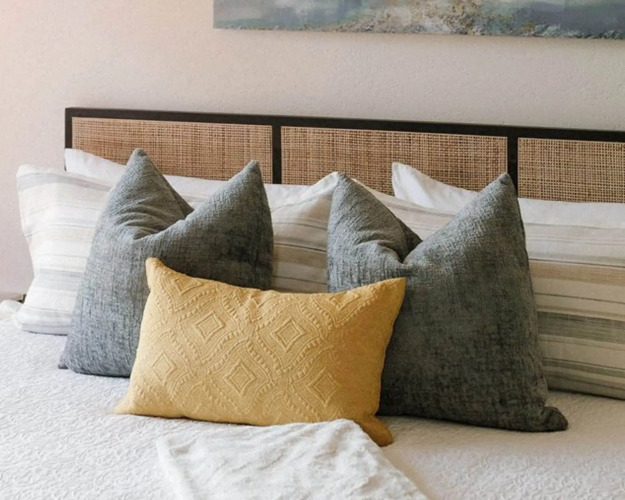 Franziska Haus Bed And Breakfast - Dundee, OR