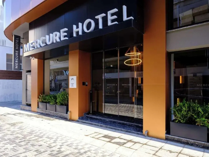 Mercure Larnaca Finikoudes Beach - Larnaca