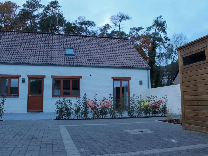 Attractive Bungalow In Lanaken With Fenced Garden - Maastricht