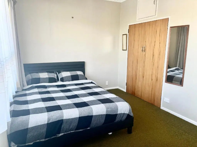 Private Rooms In Central Auckland - Auckland