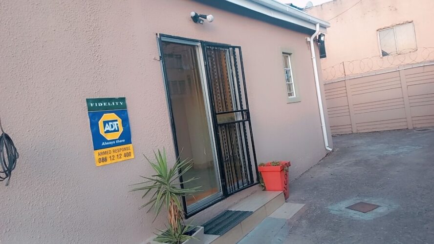 Milly Guest House Jhb - Johannesburg South