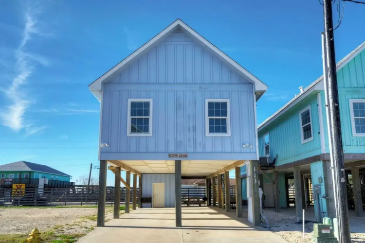 Oscars Lodge By Avantstay Winter Discount Rates Dock & Pool Access! - Corpus Christi, TX