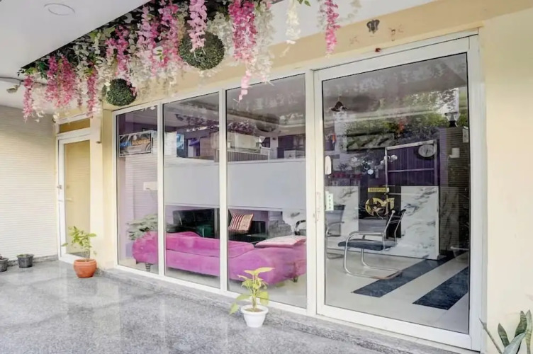 Hotel Moonlit - Ghaziabad