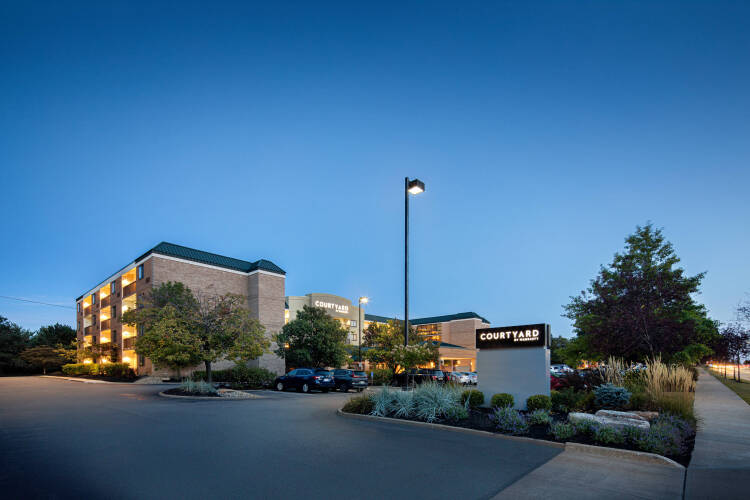 Courtyard By Marriott Cleveland Beachwood - Chagrin Falls, OH
