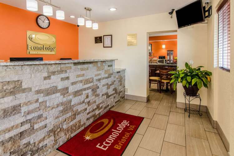 Econo Lodge Near Motor Speedway - 브리스톨