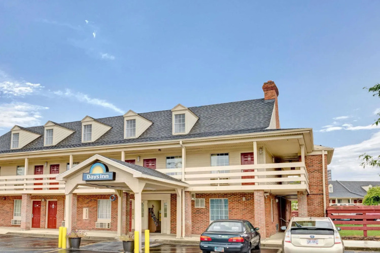 Days Inn By Wyndham Dayton South - Waynesville, OH