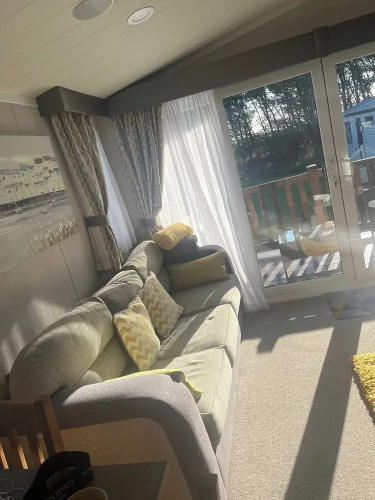 Seaside Escape - Cayton Bay Cabin - Scarborough