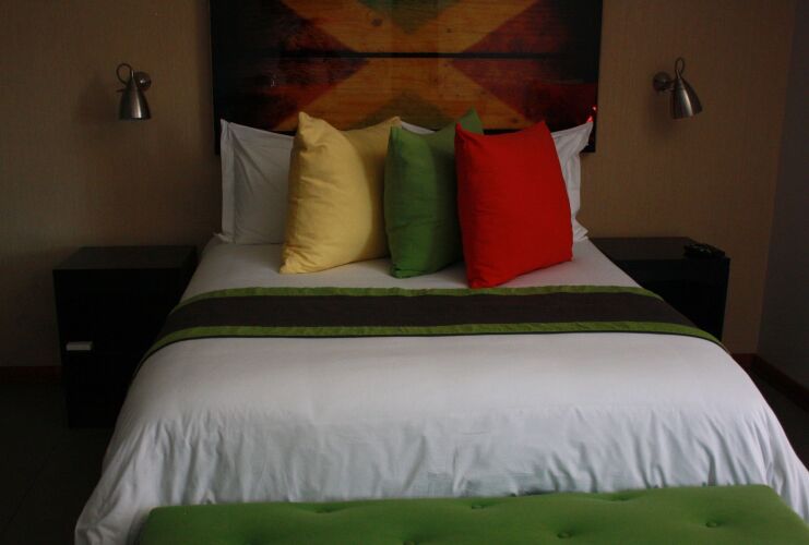 Yalla Yalla Boutique Hotel - Emalahleni