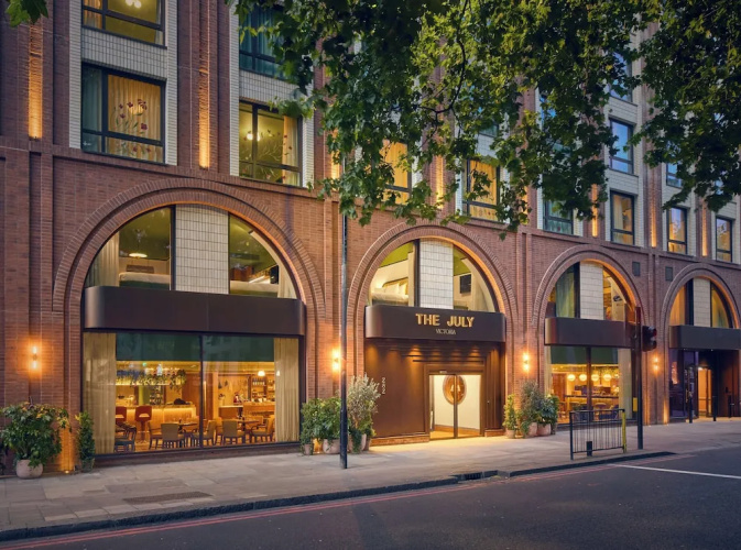 The July London Victoria - London