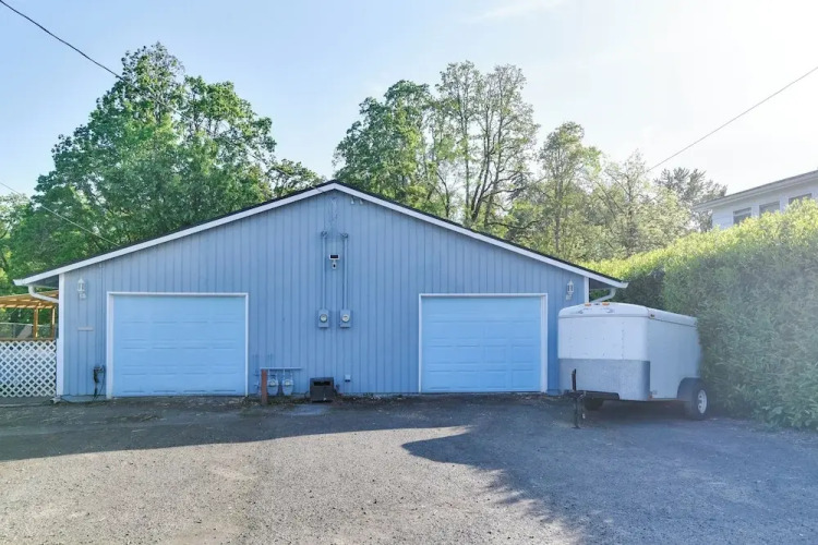 Walk To Dtwn Milwaukie: Family Gem W/ Creek Access - Oregon City, OR