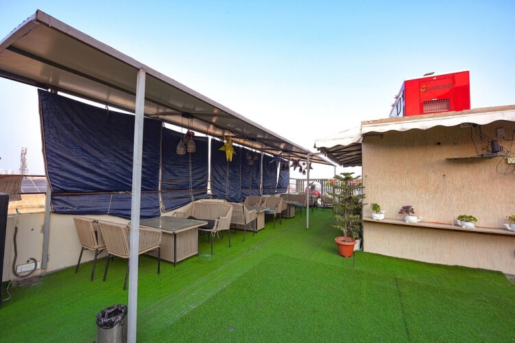 Fabhotel The Dreams - Kharar