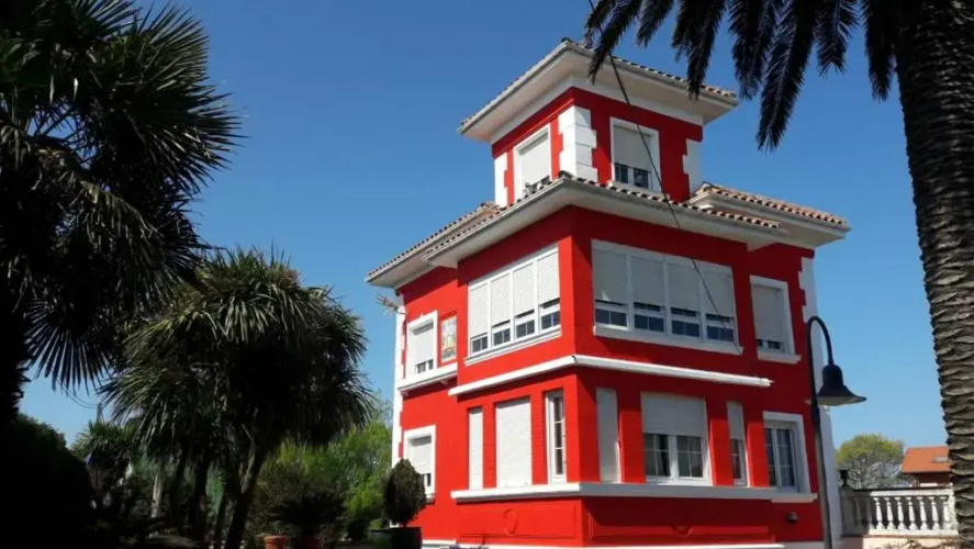 La Torre Del Indiano - Santander, Spain