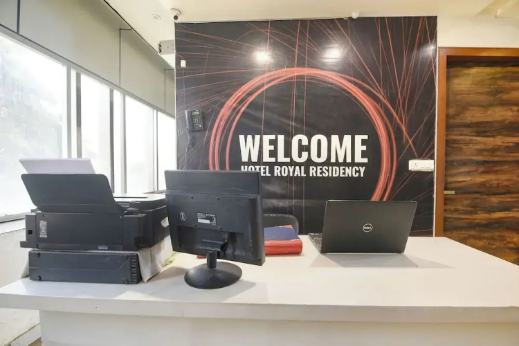 Fabhotel Royal Residency Sector 11 - Faridabad