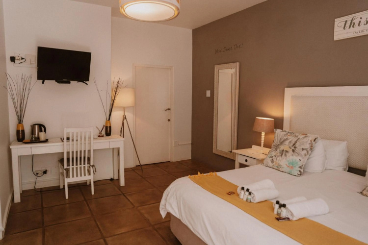 Caza Beach Guesthouse - Umhlanga