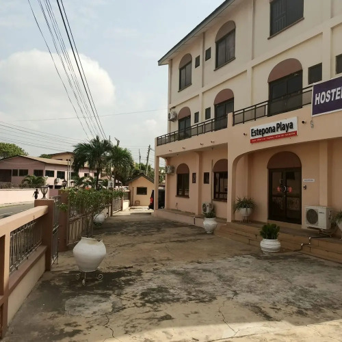Estepona Playa Hostel - Accra