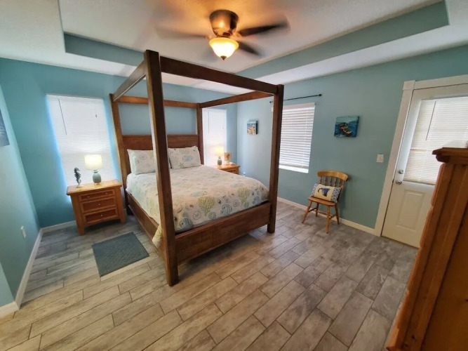 Crescent Cottage - St. Augustine Beach, FL