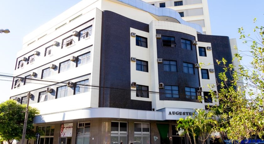 Plaza Inn Augustus - Goiânia