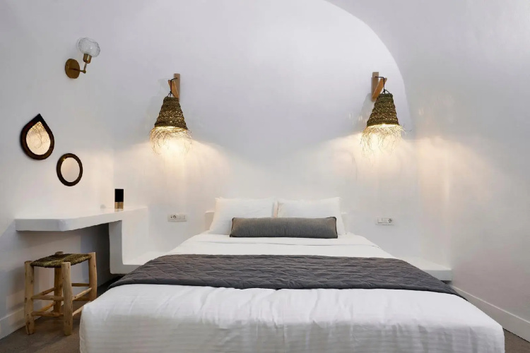 Virginia's Cave Villas - Oia