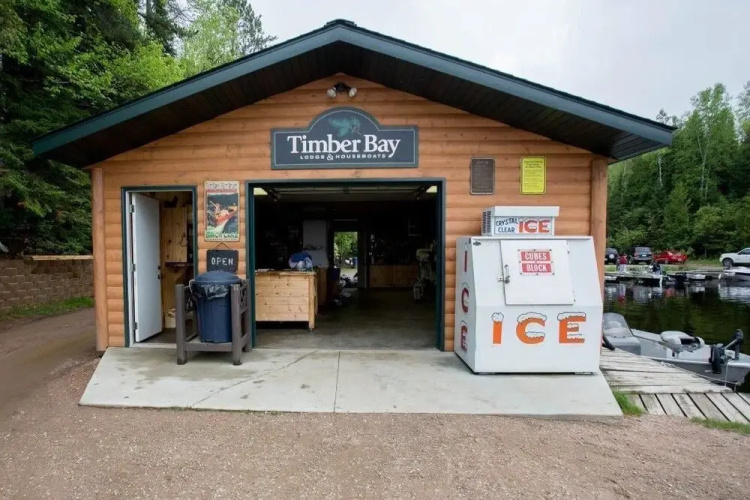 Timber Bay Lodge & Houseboats - Minnesota