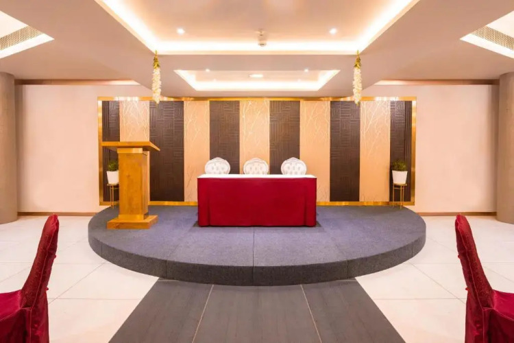 Marine Inn Hotel - Kochi