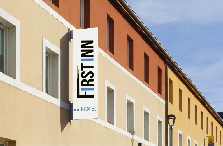 First Inn Hotel - Apt