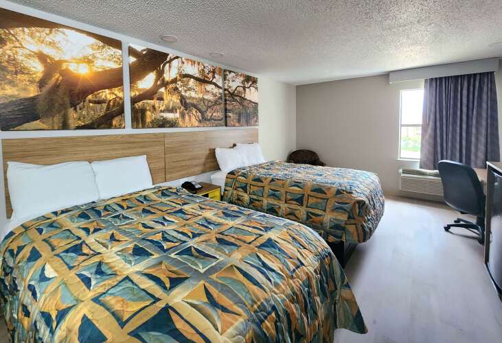 Days Inn By Wyndham Lafayette Scott - Lafayette, LA