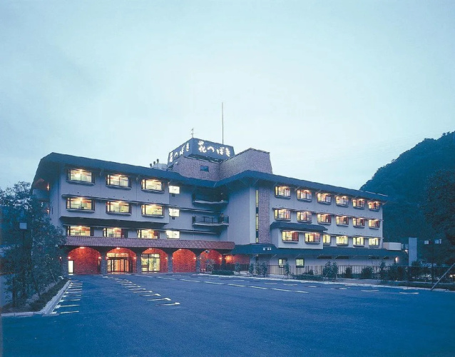 Yamanaka Spa Hanatsubaki - Kaga