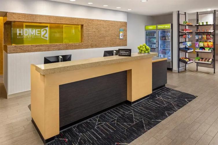 Home2 Suites By Hilton Roseville Minneapolis - Minneapolis, MN