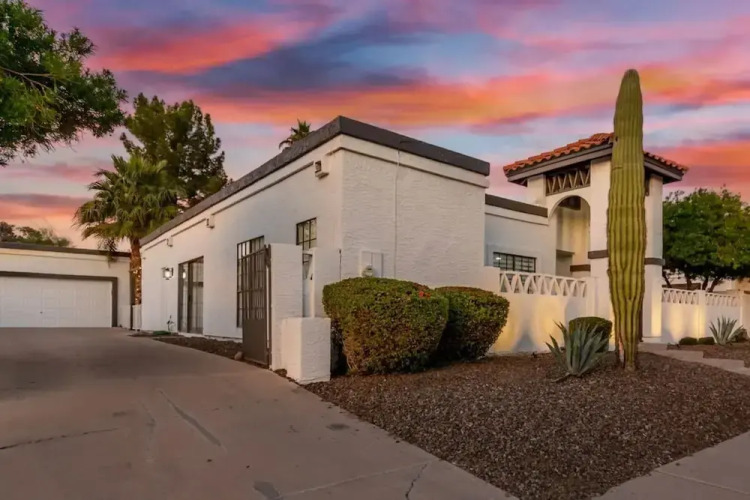 Modern-terranean Retreat 2 Masters Pool Spa Games - Phoenix, AZ