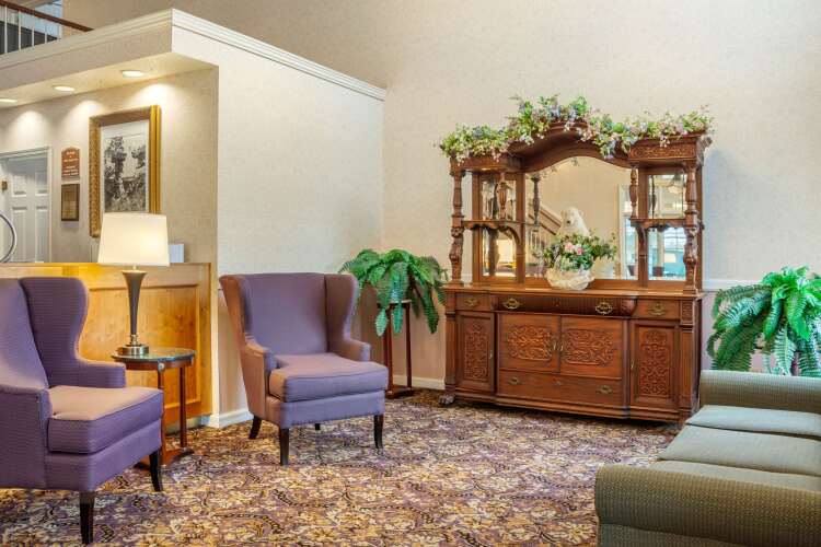Wintergreen Hotel & Conference Center - Lake Delton, WI