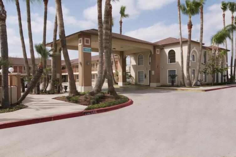Texas Inn & Suites - Pharr, TX