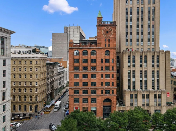 Hotel 511 Place D' Armes - Montreal