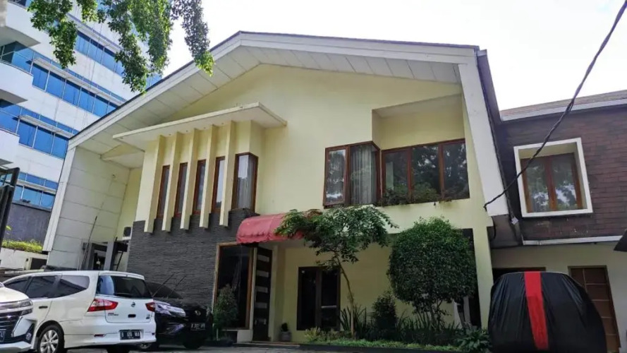 Arcs House Blok M By Jambuluwuk - Jakarta
