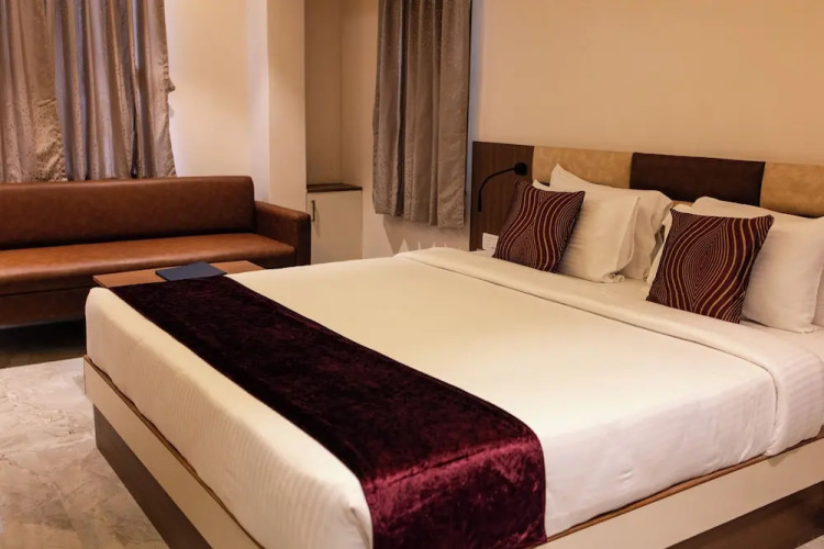 Freesia Resort By Express Inn - Nashik