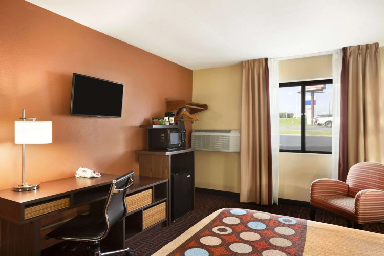 Super 8 By Wyndham Alton - Alton, IL