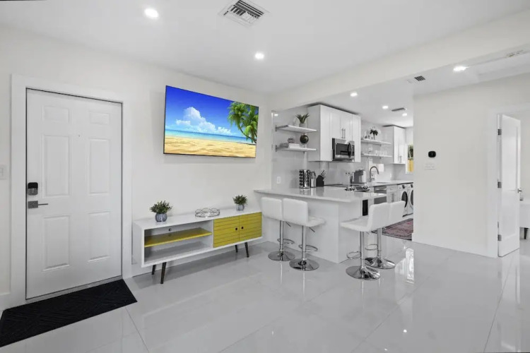 Bnb Hyperion - Modern 1b Haven In Fort Lauderdale - Fort Lauderdale, FL