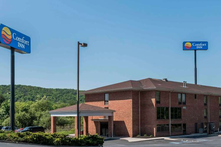 Comfort Inn Pine Grove I-81 Hershey Area - Bethel, PA